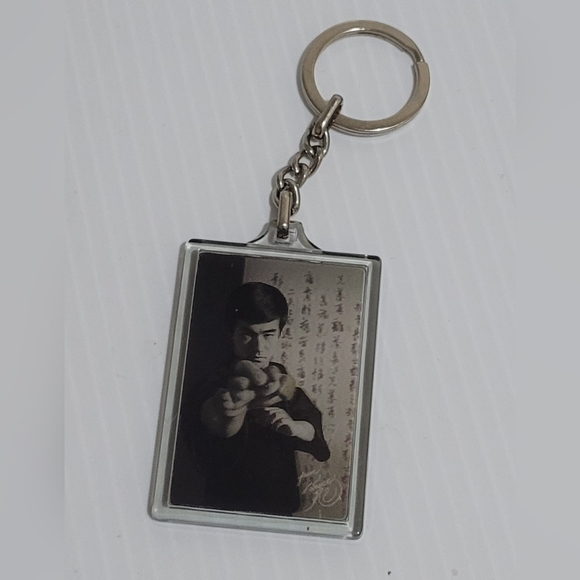 Office | Vintage 9s Bruce Lee 3d Keychain Key Ring Black And White 225 ...